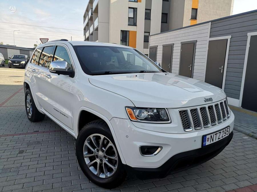 Balts Jeep Grand Cherokee 2015 Klaipėda, ar dzinēja tilpumu 3.60 L un nobraukumu 193 tūkst. km par 14900 €, foto 1 vietnē AUTOMOTO.COM.LV