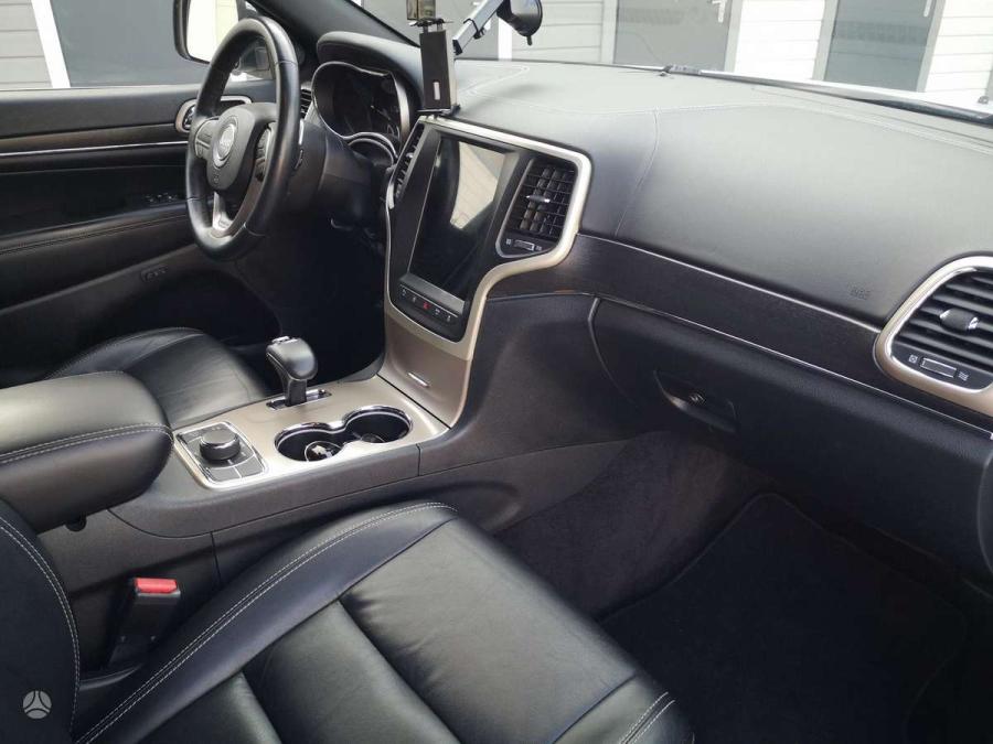 Balts Jeep Grand Cherokee 2015 Klaipėda, ar dzinēja tilpumu 3.60 L un nobraukumu 193 tūkst. km par 14900 €, foto 22 vietnē AUTOMOTO.COM.LV