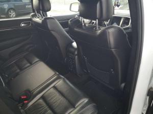 Balts Jeep Grand Cherokee 2015 Klaipėda, ar dzinēja tilpumu 3.60 L un nobraukumu 193 tūkst. km par 14900 €, foto 26 vietnē AUTOMOTO.COM.LV