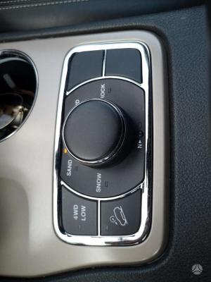 Balts Jeep Grand Cherokee 2015 Klaipėda, ar dzinēja tilpumu 3.60 L un nobraukumu 193 tūkst. km par 14900 €, foto 33 vietnē AUTOMOTO.COM.LV