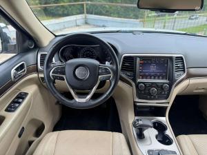 Balts Jeep Grand Cherokee 2015 Viļņa, ar dzinēja tilpumu 3.60 L un nobraukumu 273 tūkst. km par 13400 €, foto 4 vietnē AUTOMOTO.COM.LV