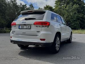 Balts Jeep Grand Cherokee 2015 Tallina, ar dzinēja tilpumu 3.00 L un nobraukumu 198 tūkst. km par 16900 €, foto 4 vietnē AUTOMOTO.COM.LV
