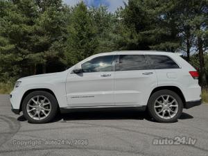 Balts Jeep Grand Cherokee 2015 Tallina, ar dzinēja tilpumu 3.00 L un nobraukumu 198 tūkst. km par 16900 €, foto 6 vietnē AUTOMOTO.COM.LV