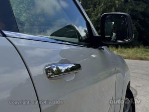 Balts Jeep Grand Cherokee 2015 Tallina, ar dzinēja tilpumu 3.00 L un nobraukumu 198 tūkst. km par 16900 €, foto 8 vietnē AUTOMOTO.COM.LV