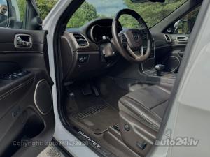 Balts Jeep Grand Cherokee 2015 Tallina, ar dzinēja tilpumu 3.00 L un nobraukumu 198 tūkst. km par 16900 €, foto 13 vietnē AUTOMOTO.COM.LV