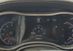 Balts Jeep Grand Cherokee 2015 Tallina, ar dzinēja tilpumu 3.00 L un nobraukumu 198 tūkst. km par 16900 €, foto 18 vietnē AUTOMOTO.COM.LV