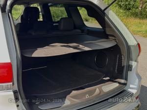 Balts Jeep Grand Cherokee 2015 Tallina, ar dzinēja tilpumu 3.00 L un nobraukumu 198 tūkst. km par 16900 €, foto 20 vietnē AUTOMOTO.COM.LV