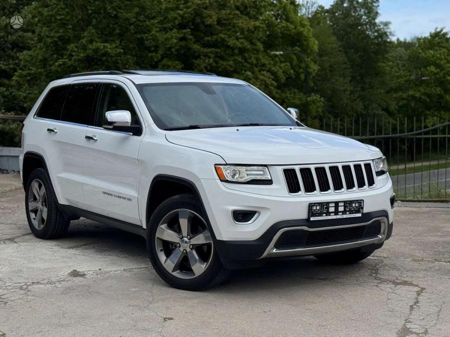 Balts Jeep Grand Cherokee 2015 Viļņa, ar dzinēja tilpumu 3.60 L un nobraukumu 198 tūkst. km par 14100 €, foto 8 vietnē AUTOMOTO.COM.LV