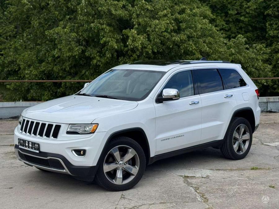 Balts Jeep Grand Cherokee 2015 Viļņa, ar dzinēja tilpumu 3.60 L un nobraukumu 198 tūkst. km par 14100 €, foto 14 vietnē AUTOMOTO.COM.LV