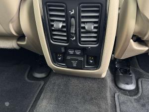 Balts Jeep Grand Cherokee 2015 Viļņa, ar dzinēja tilpumu 3.60 L un nobraukumu 198 tūkst. km par 14100 €, foto 31 vietnē AUTOMOTO.COM.LV