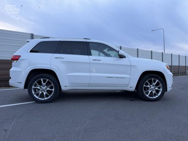 Jeep Grand Cherokee 2015 Kauņa vietnē Balts Jeep Grand Cherokee 2015 Kauņa, ar dzinēja tilpumu 3.60 L un nobraukumu 162 tūkst. km par 15299 €, foto 7 vietnē AUTOMOTO.COM.LV