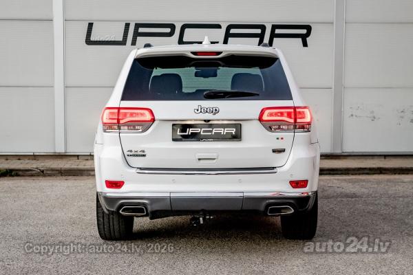 Balts Jeep Grand Cherokee 2015 Pērnava, ar dzinēja tilpumu 3.00 L un nobraukumu 223 tūkst. km par 16490 €, foto 10 vietnē AUTOMOTO.COM.LV