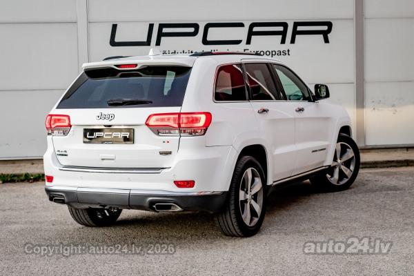 Balts Jeep Grand Cherokee 2015 Pērnava, ar dzinēja tilpumu 3.00 L un nobraukumu 223 tūkst. km par 16490 €, foto 11 vietnē AUTOMOTO.COM.LV