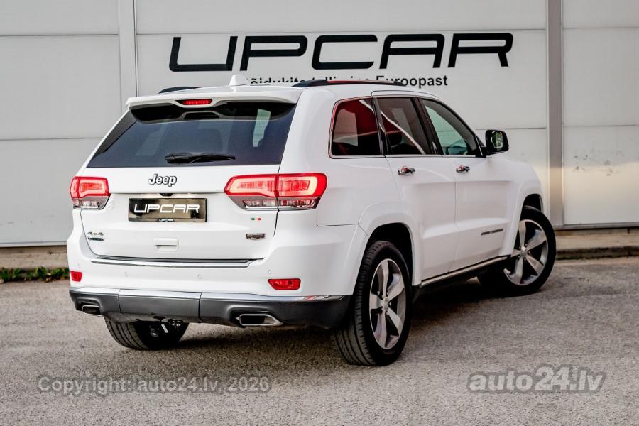 Balts Jeep Grand Cherokee 2015 Pērnava, ar dzinēja tilpumu 3.00 L un nobraukumu 223 tūkst. km par 16490 €, foto 11 vietnē AUTOMOTO.COM.LV