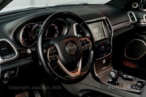 Balts Jeep Grand Cherokee 2015 Pērnava, ar dzinēja tilpumu 3.00 L un nobraukumu 223 tūkst. km par 16490 €, foto 14 vietnē AUTOMOTO.COM.LV