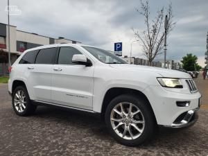 White Jeep Grand Cherokee 2016 in Vilnius, with an engine capacity of 3.00 L and mileage of 119 thousand km for 14990 €, photo 11 on AUTOMOTO.COM.LV