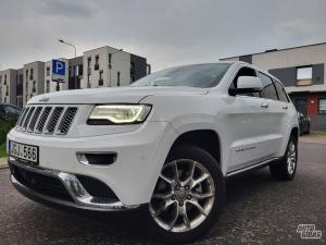 White Jeep Grand Cherokee 2016 in Vilnius, with an engine capacity of 3.00 L and mileage of 119 thousand km for 14990 €, photo 13 on AUTOMOTO.COM.LV