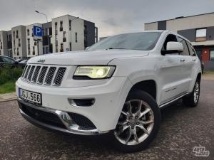 White Jeep Grand Cherokee 2016 in Vilnius, with an engine capacity of 3.00 L and mileage of 119 thousand km for 14990 €, photo 9 on AUTOMOTO.COM.LV