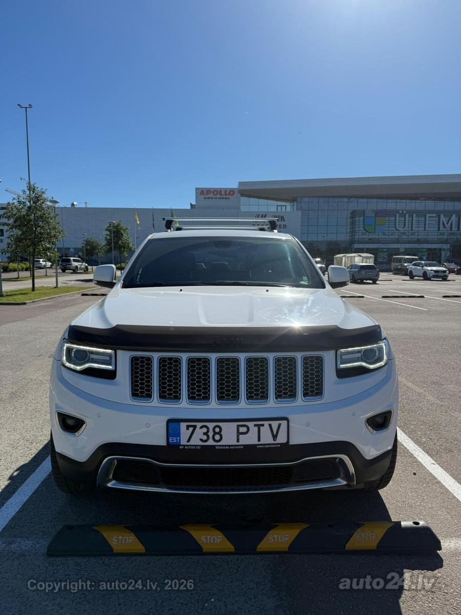 White Jeep Grand Cherokee 2016 in Tallinn, with an engine capacity of 3.00 L and mileage of 0 thousand km for 15000 €, photo 1 on AUTOMOTO.COM.LV