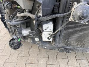 Balts Jeep Grand Cherokee 2016 Kauņa, ar dzinēja tilpumu 3.60 L un nobraukumu 193 tūkst. km par 8900 €, foto 14 vietnē AUTOMOTO.COM.LV