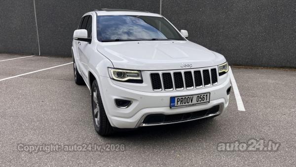 Balts Jeep Grand Cherokee 2016 Pērnava, ar dzinēja tilpumu 3.00 L un nobraukumu 164 tūkst. km par 16900 €, foto 4 vietnē AUTOMOTO.COM.LV