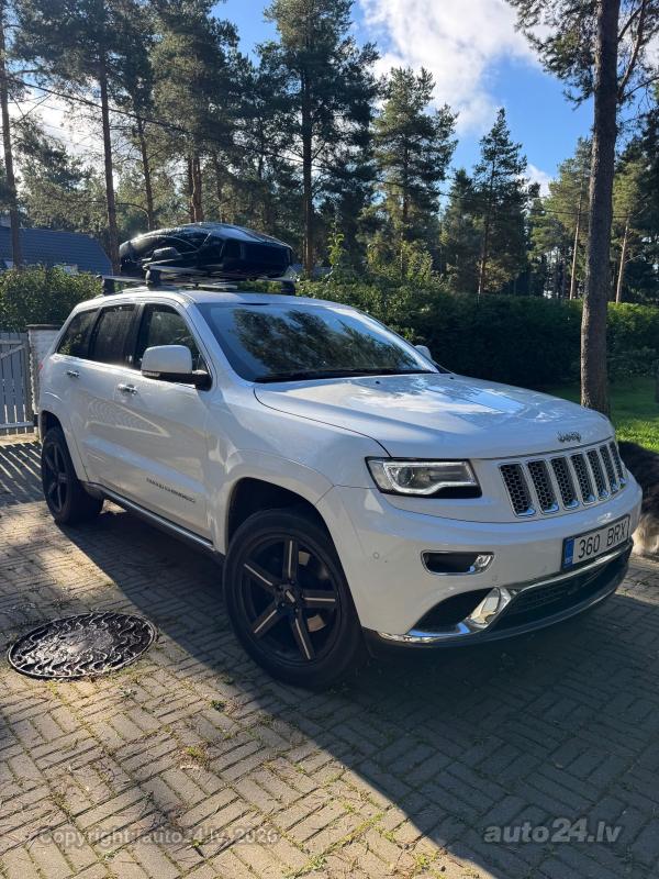 Jeep Grand Cherokee 2016 in Tallinn on AUTOMOTO.COM.LV White Jeep Grand Cherokee 2016 in Tallinn, with an engine capacity of 3.00 L and mileage of 183 thousand km for 17900 €, photo 1 on AUTOMOTO.COM.LV