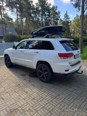 Balts Jeep Grand Cherokee 2016 Tallina, ar dzinēja tilpumu 3.00 L un nobraukumu 183 tūkst. km par 17900 €, foto 6 vietnē AUTOMOTO.COM.LV