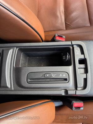 Balts Jeep Grand Cherokee 2016 Tallina, ar dzinēja tilpumu 3.00 L un nobraukumu 183 tūkst. km par 17900 €, foto 21 vietnē AUTOMOTO.COM.LV
