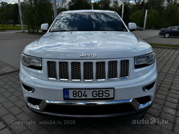 White Jeep Grand Cherokee 2017 in Tallinn, with an engine capacity of 3.00 L and mileage of 172 thousand km for 20999 €, photo 3 on AUTOMOTO.COM.LV