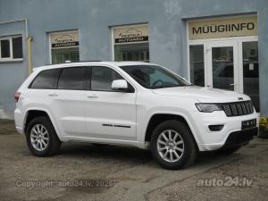 Balts Jeep Grand Cherokee 2017 Tartu, ar dzinēja tilpumu 3.00 L un nobraukumu 247 tūkst. km par 13990 €, foto  vietnē AUTOMOTO.COM.LV