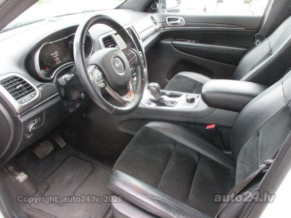 Balts Jeep Grand Cherokee 2017 Tartu, ar dzinēja tilpumu 3.00 L un nobraukumu 247 tūkst. km par 13990 €, foto 5 vietnē AUTOMOTO.COM.LV