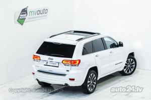 White Jeep Grand Cherokee 2017 in Tallinn, with an engine capacity of 3.00 L and mileage of 193 thousand km for 16990 €, photo 3 on AUTOMOTO.COM.LV
