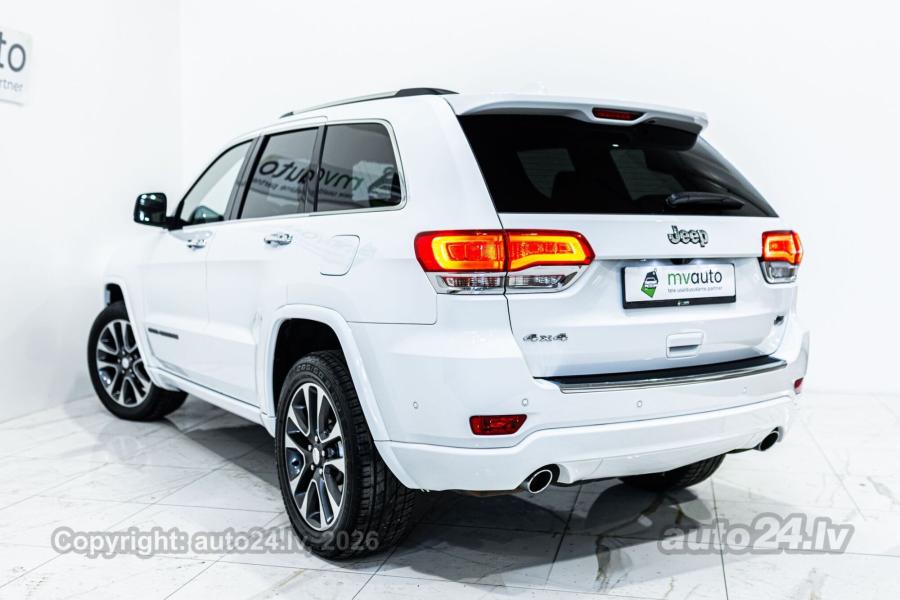 White Jeep Grand Cherokee 2017 in Tallinn, with an engine capacity of 3.00 L and mileage of 193 thousand km for 16990 €, photo 7 on AUTOMOTO.COM.LV
