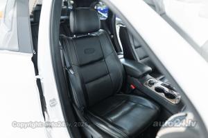 White Jeep Grand Cherokee 2017 in Tallinn, with an engine capacity of 3.00 L and mileage of 193 thousand km for 16990 €, photo 18 on AUTOMOTO.COM.LV