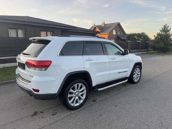 Balts Jeep Grand Cherokee 2017 Klaipėda, ar dzinēja tilpumu 3.60 L un nobraukumu 175 tūkst. km par 15200 €, foto 4 vietnē AUTOMOTO.COM.LV