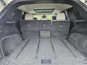Balts Jeep Grand Cherokee 2017 Viļņa, ar dzinēja tilpumu 5.65 L un nobraukumu 200 tūkst. km par 18900 €, foto 25 vietnē AUTOMOTO.COM.LV