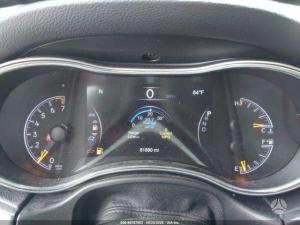 Balts Jeep Grand Cherokee 2018 Klaipėda, ar dzinēja tilpumu 3.60 L un nobraukumu 132 tūkst. km par 11650 €, foto 8 vietnē AUTOMOTO.COM.LV