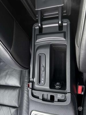 Balts Jeep Grand Cherokee 2018 Klaipėda, ar dzinēja tilpumu 5.65 L un nobraukumu 109 tūkst. km par 26990 €, foto 23 vietnē AUTOMOTO.COM.LV