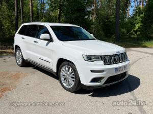Balts Jeep Grand Cherokee 2018 Tallina, ar dzinēja tilpumu 3.00 L un nobraukumu 19 tūkst. km par 19900 €, foto 10 vietnē AUTOMOTO.COM.LV