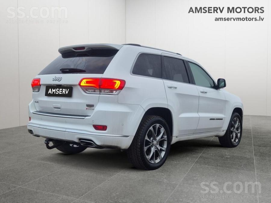 Balts Jeep Grand Cherokee 2019 Rīga, ar dzinēja tilpumu 3.00 L un nobraukumu 144 tūkst. km par 3000 €, foto 2 vietnē AUTOMOTO.COM.LV