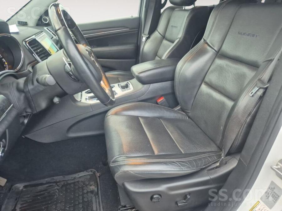 Balts Jeep Grand Cherokee 2019 Rīga, ar dzinēja tilpumu 3.00 L un nobraukumu 144 tūkst. km par 3000 €, foto 11 vietnē AUTOMOTO.COM.LV