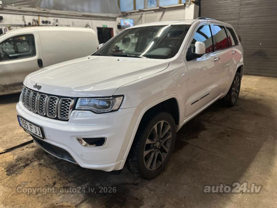 White Jeep Grand Cherokee 2019 in Tallinn, with an engine capacity of 3.00 L and mileage of 160 thousand km for 18600 €, photo 1 on AUTOMOTO.COM.LV