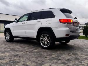 Balts Jeep Grand Cherokee 2019 Kauņa, ar dzinēja tilpumu 3.60 L un nobraukumu 217 tūkst. km par 16600 €, foto 10 vietnē AUTOMOTO.COM.LV