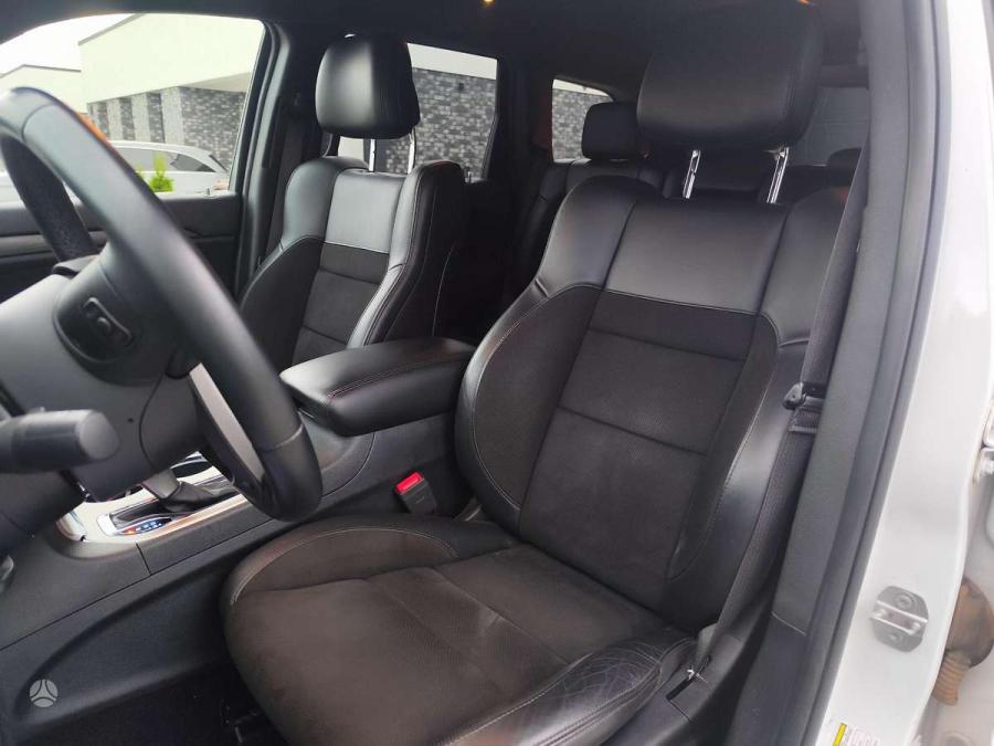 Balts Jeep Grand Cherokee 2019 Kauņa, ar dzinēja tilpumu 3.60 L un nobraukumu 217 tūkst. km par 16600 €, foto 12 vietnē AUTOMOTO.COM.LV
