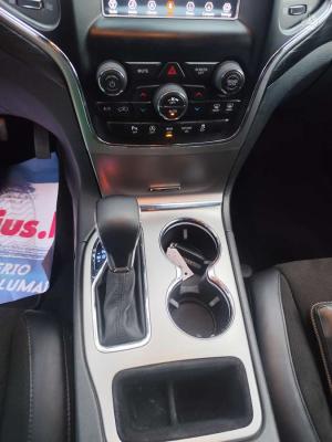 Balts Jeep Grand Cherokee 2019 Kauņa, ar dzinēja tilpumu 3.60 L un nobraukumu 217 tūkst. km par 16600 €, foto 17 vietnē AUTOMOTO.COM.LV