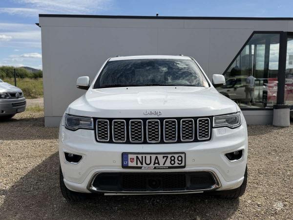 Balts Jeep Grand Cherokee 2019 Šauļi, ar dzinēja tilpumu 2.99 L un nobraukumu 115 tūkst. km par 26900 €, foto 2 vietnē AUTOMOTO.COM.LV
