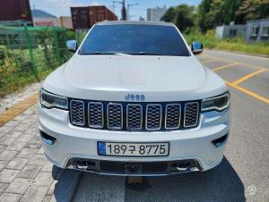 Balts Jeep Grand Cherokee 2019 Kauņa, ar dzinēja tilpumu 3.60 L un nobraukumu 105 tūkst. km par 18700 €, foto 4 vietnē AUTOMOTO.COM.LV