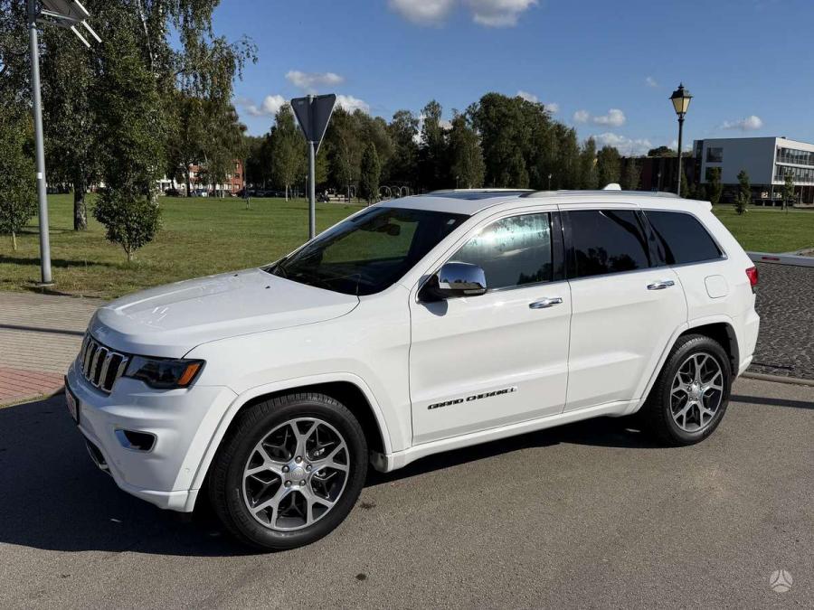 Balts Jeep Grand Cherokee 2019 Klaipėda, ar dzinēja tilpumu 3.60 L un nobraukumu 185 tūkst. km par 18900 €, foto 1 vietnē AUTOMOTO.COM.LV