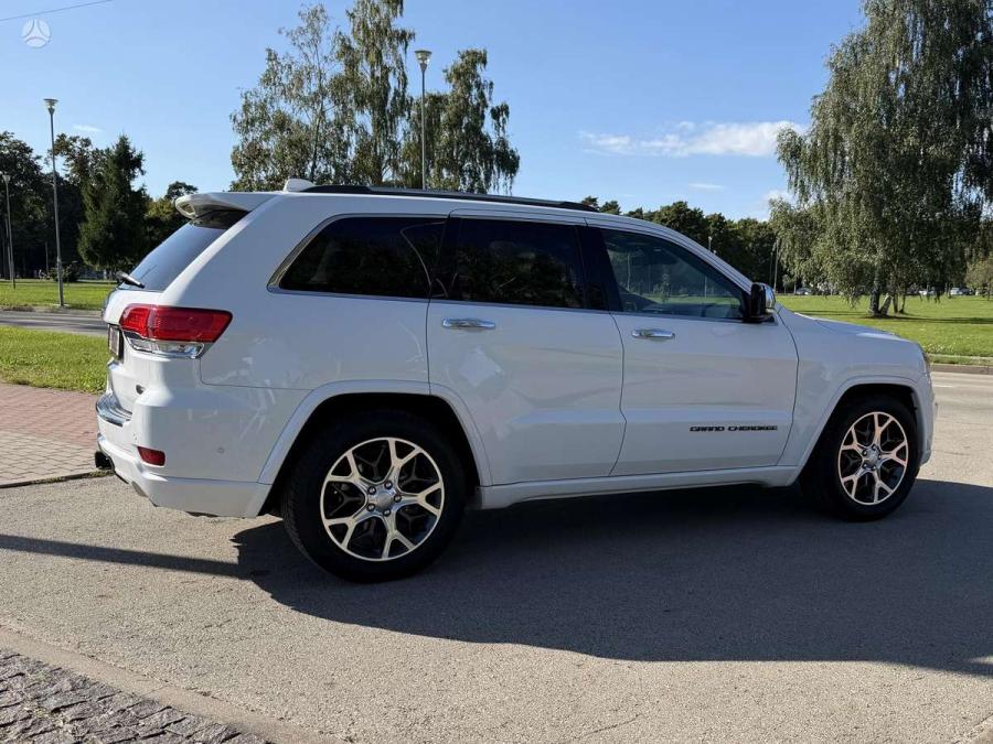 Balts Jeep Grand Cherokee 2019 Klaipėda, ar dzinēja tilpumu 3.60 L un nobraukumu 185 tūkst. km par 18900 €, foto 3 vietnē AUTOMOTO.COM.LV