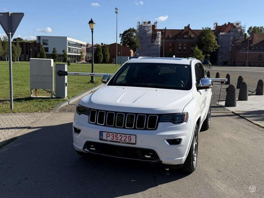 Balts Jeep Grand Cherokee 2019 Klaipėda, ar dzinēja tilpumu 3.60 L un nobraukumu 185 tūkst. km par 18900 €, foto 5 vietnē AUTOMOTO.COM.LV